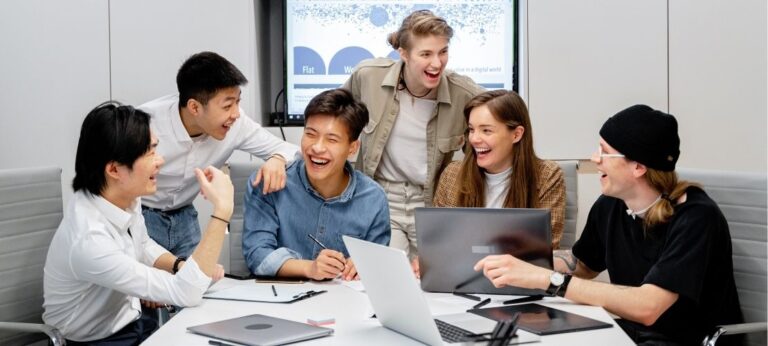 6 Best Sales Awards Ideas To Motivate Your Sales Team | Spinify